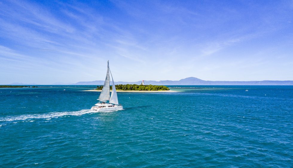 Sailaway Outer Reef Mackay Cay Snorkel Cruise